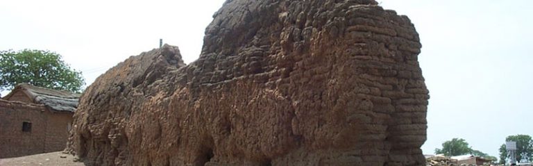 Gwollu Defence Wall – Ghana Museums and Monuments Board